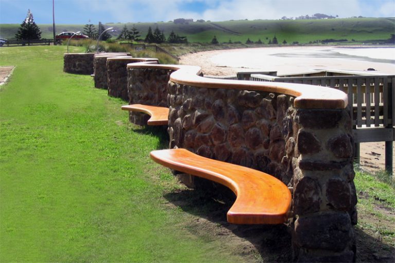 Stanley windbreak wall | Curved Wood Creations - Kim Clark